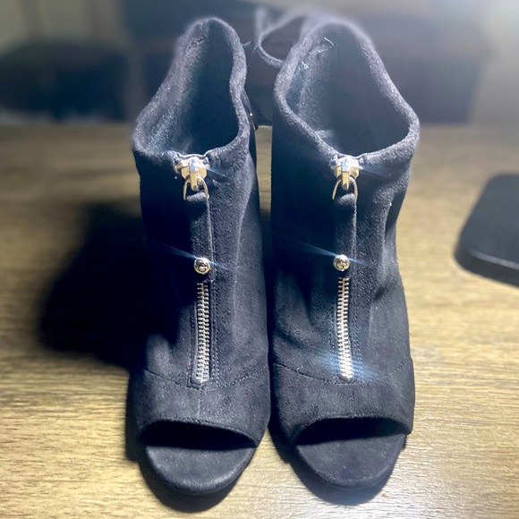 G by Guess | Shoes | G By Guess Peep Toe Heel Bootie Size 65 | Poshmark